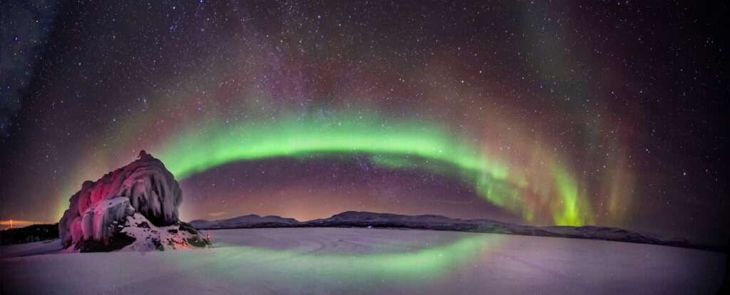 Aurora Grand Portrait – Jeremy and Julie Braithwaite